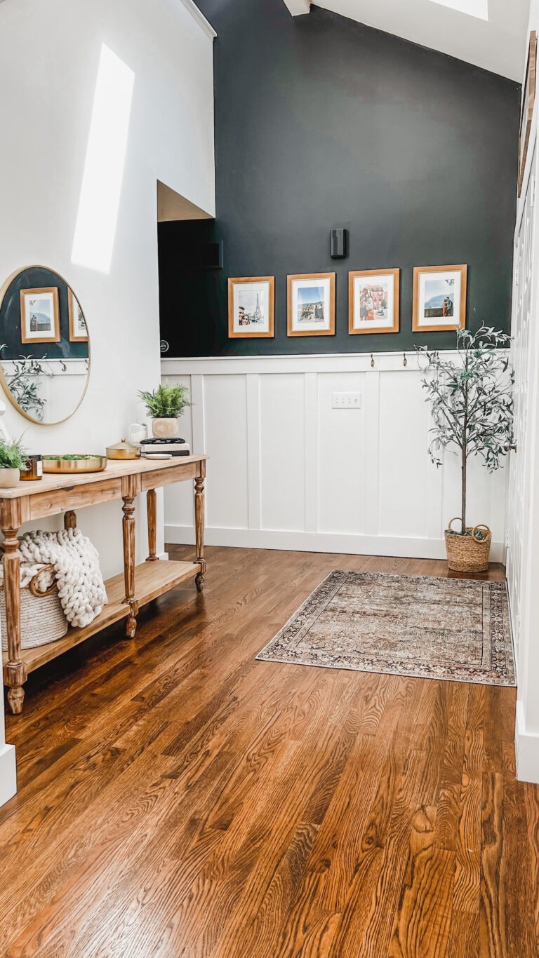 Board and Batten – Entryway | The Gibby Home