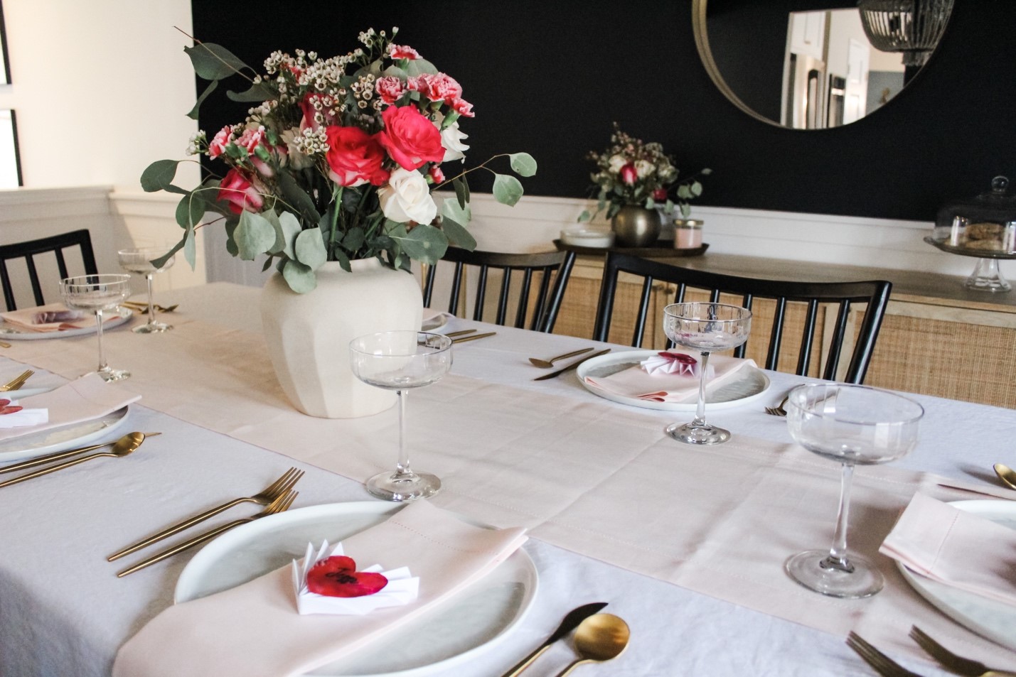 Easy DIY Valentine's day Name Setting | The Gibby Home