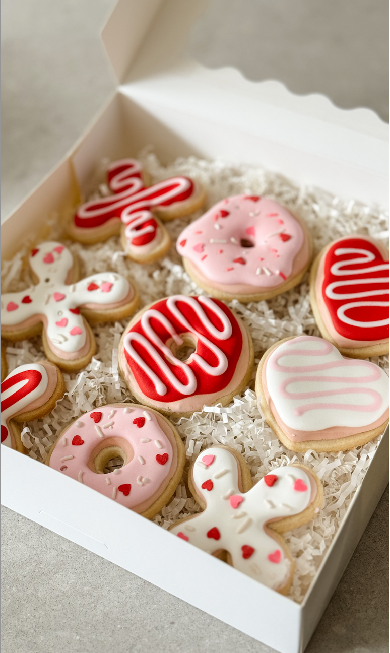 A Guide to Baking and Gifting Valentine's Day Cookies | The Gibby Home